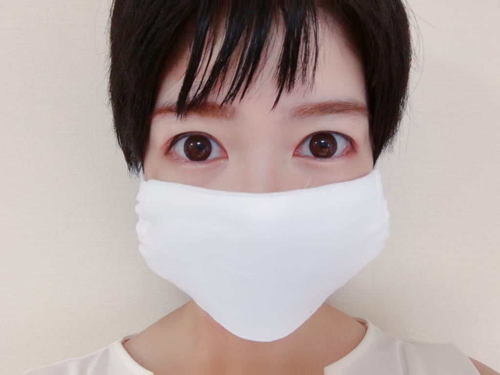 マスク美人のポイントは眉！垢抜け眉になる色＆描き方のコツ | つやプラ - つやっときらめく美をプラス｜40代からのエイジングを前向きに